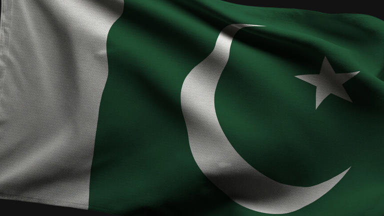 Pakistan, BAE'ye 3,45 milyar dolarlık borcunu ödediğini açıkladı