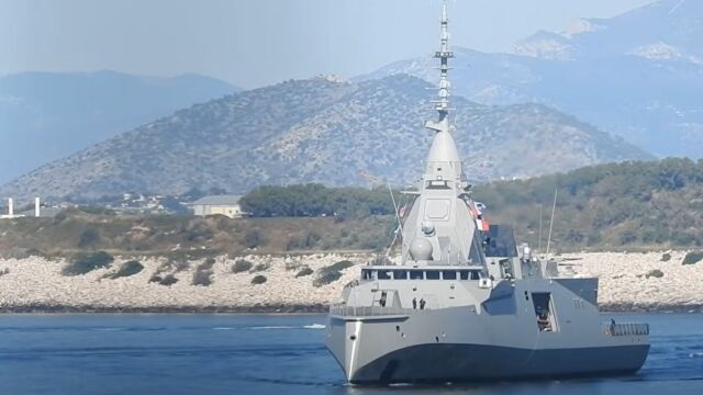 Στο λιμάνι του Πειραιά η φρεγάτα «Κίμων» - Πότε την επισκέπτονται ...