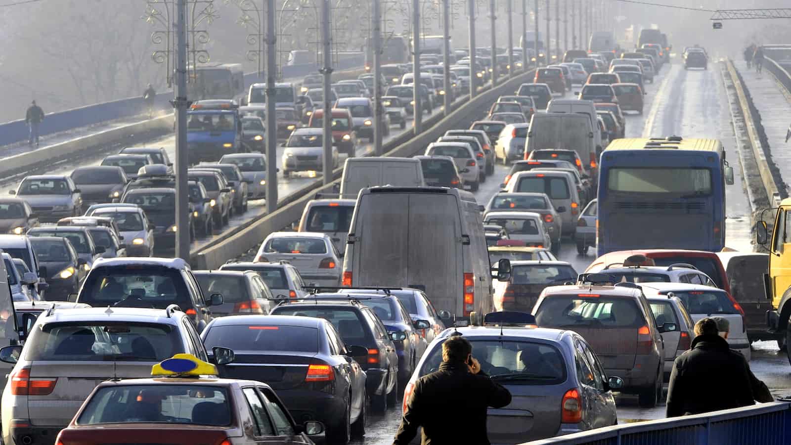 10 things Brits think Americans waste time on