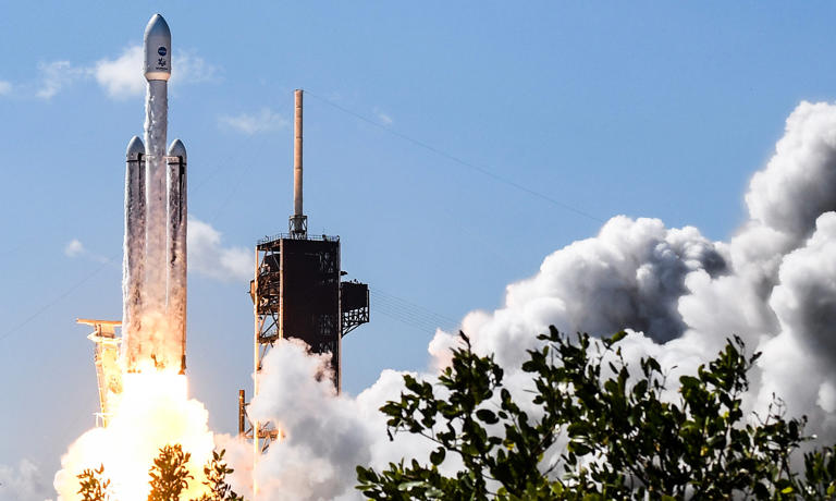 SpaceX Falcon Heavy is back for Florida launch. Inside look at rocket