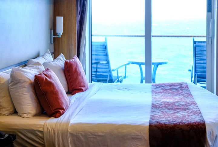 10 best and 5 worst cruise ship rooms to book for your trip