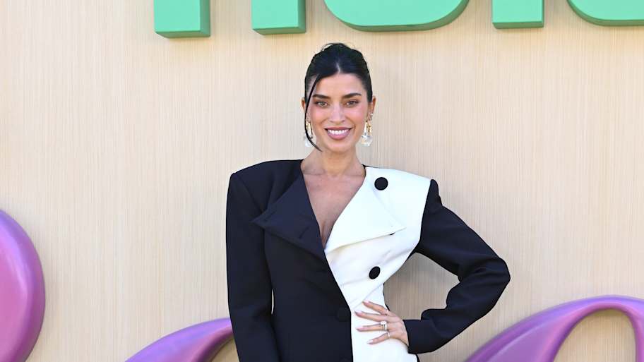 Hannah Berner, Brooks Nader and more SI swimsuit stars stun on red ...