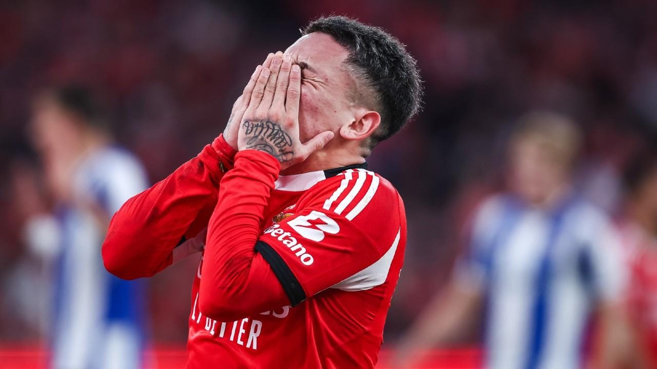Benfica: UEFA castiga Prestianni com seis jogos por ofensas a Vinicius
