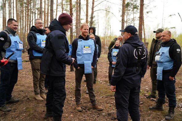 Prince Harry makes historic landmine visit in Ukraine as he issues ...
