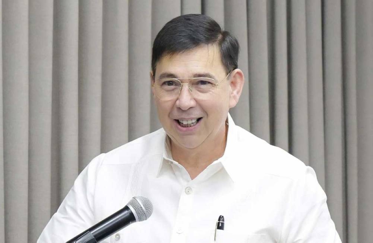 Recto: Nothing unusual with giving travel authority day before trip