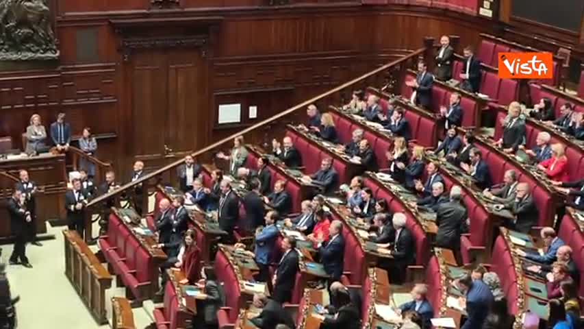 Opposition lawmakers sing "Bella Ciao" in Parliament ahead of the final ...