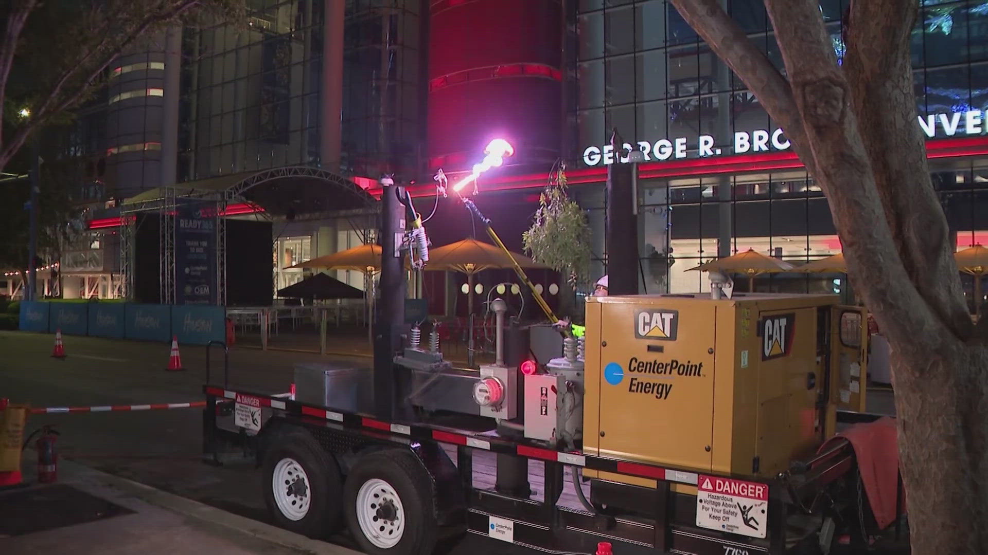 CenterPoint Energy demonstrates dangers of power line hazards ahead of ...