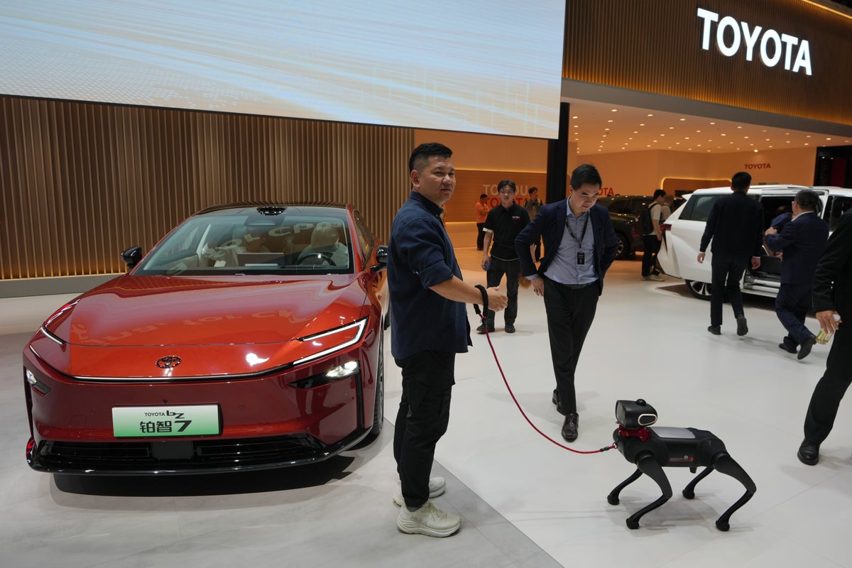 At Beijing auto show, Chinese carmakers flaunt new technologies as ...