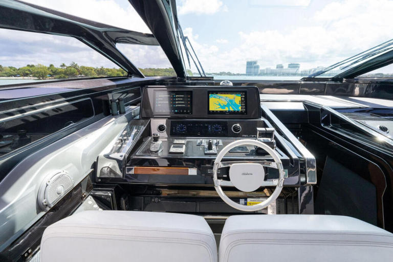 For sale: Riva 68 Diable