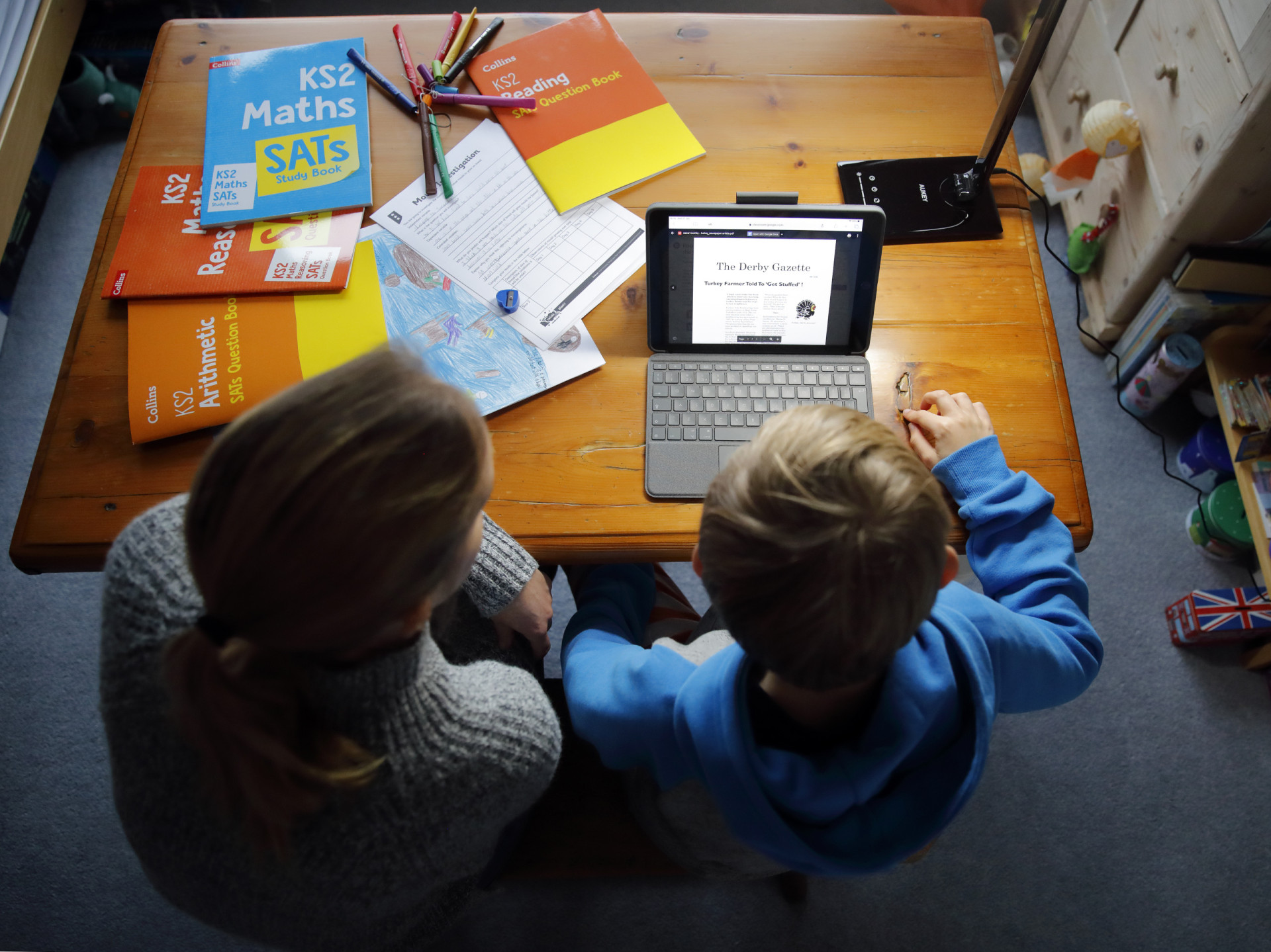 30 things parents secretly do (but will never admit to)