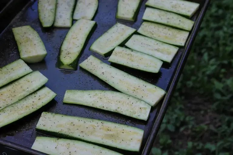 How to maximize flavor in zucchini-based main dishes