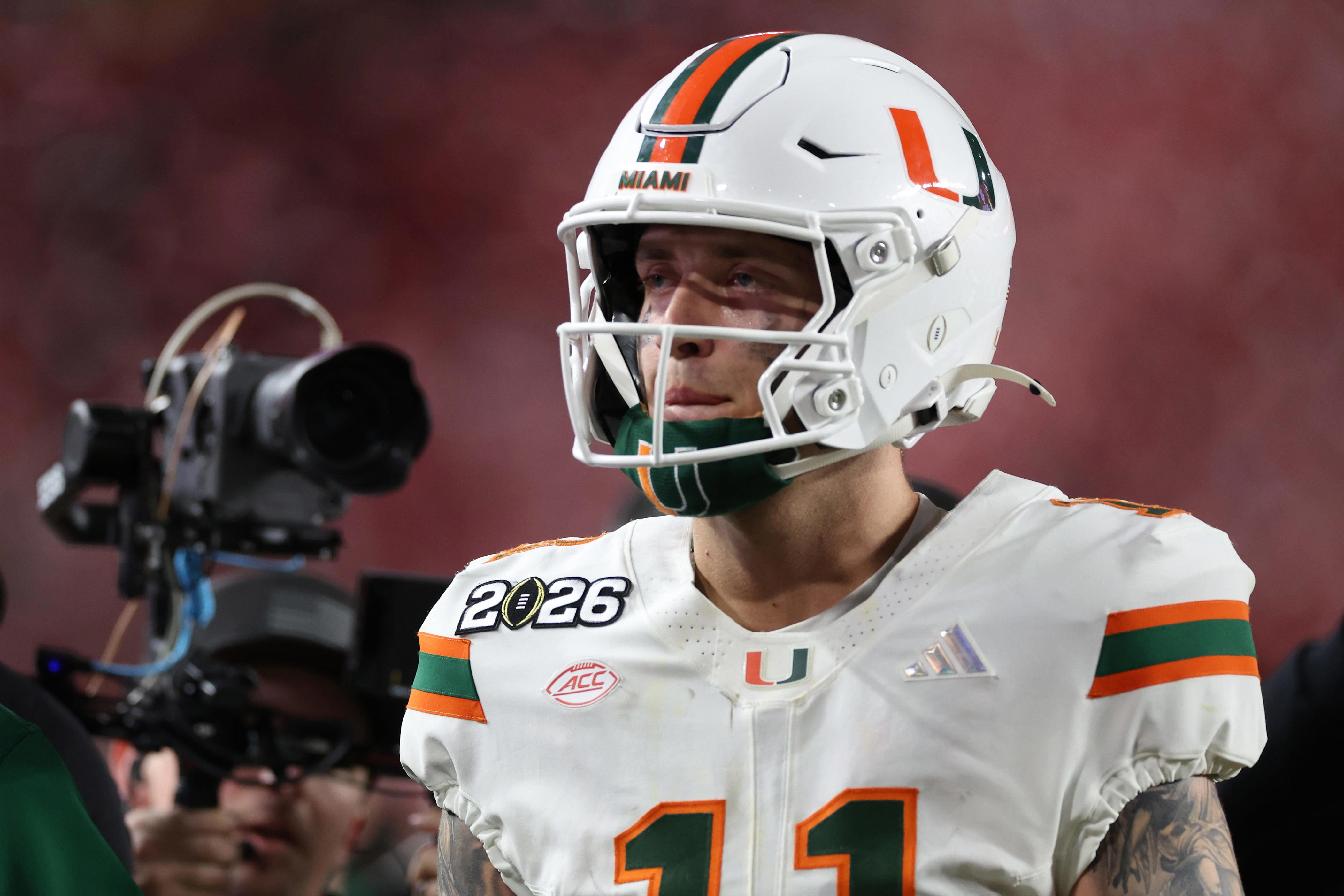 Why did Carson Beck drop in the 2026 NFL Draft?