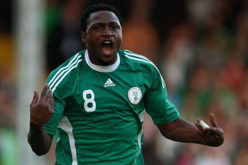 Breaking ex-international, 40, collapses and dies on pitch as tributes ...