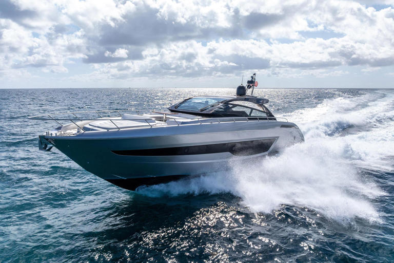 For sale: Riva 68 Diable