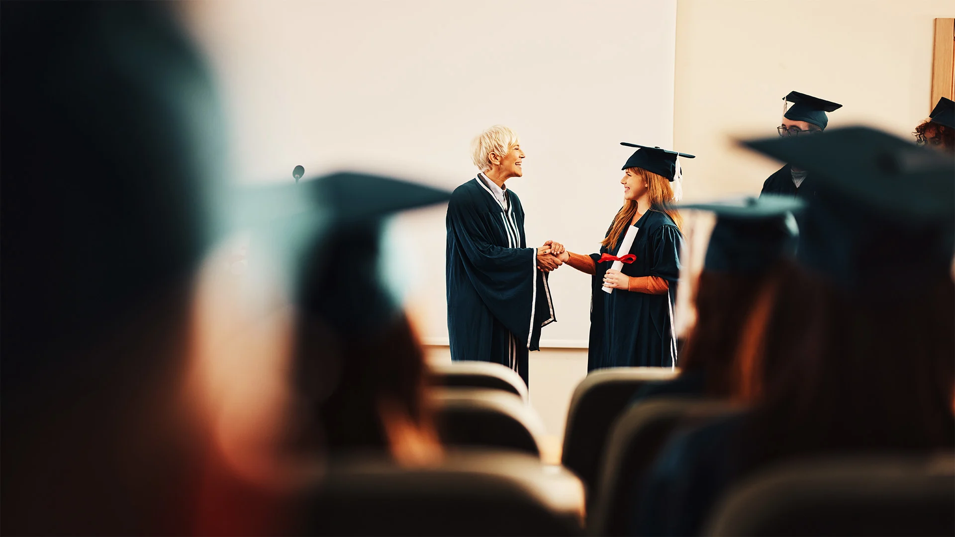 Finally, some good news for new grads: Employers plan a hiring rebound ...