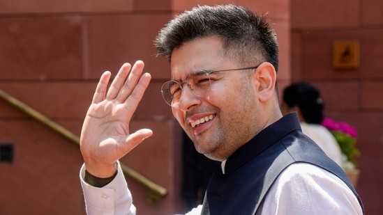 Raghav quits AAP for BJP, takes many with him, so they don't lose Rajya ...