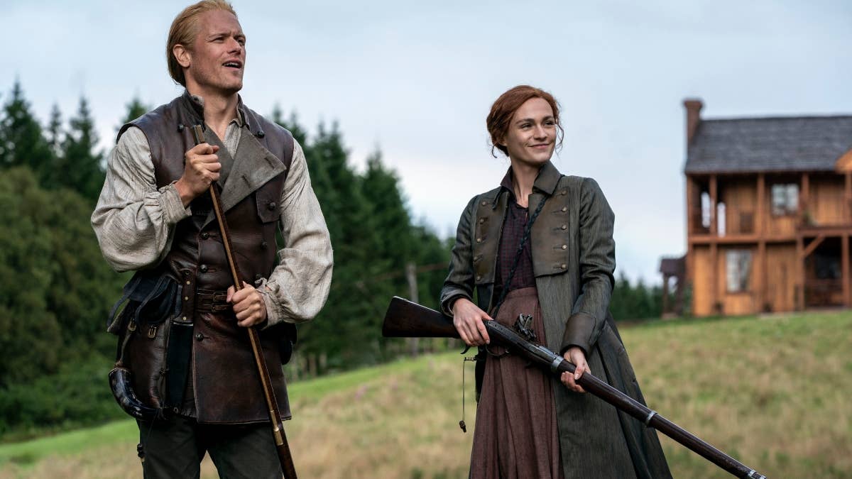 Diana Gabaldon praises season 8's key twists: Jamie's reunion and Buck ...
