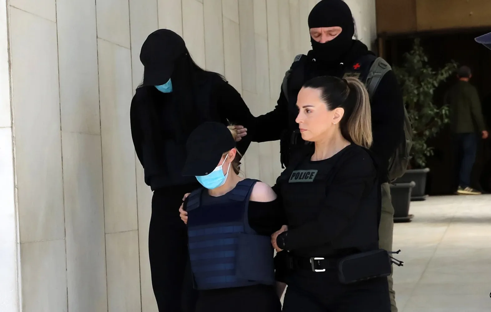 Άγιος Δημήτριος: «Υπάρχει ανθρωποκτονία ενός παιδιού», ξέσπασε ο ...