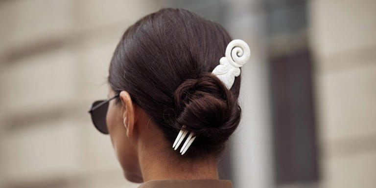 7 easy everyday updos that suit everyone, work for all hair types and ...
