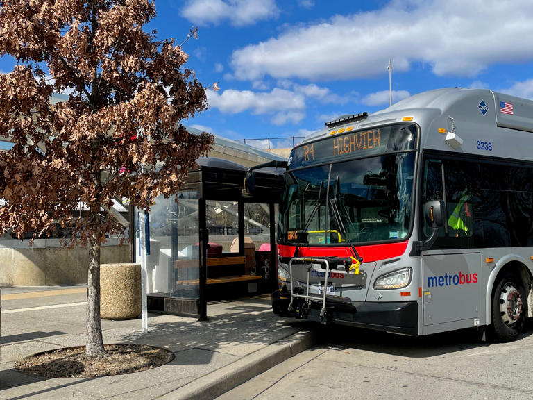 What's the latest on the Metrobus fire near the National Mall in DC?
