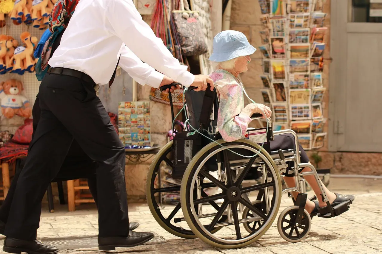 7 one-liners every grandpa uses that awkwardly kill the mood