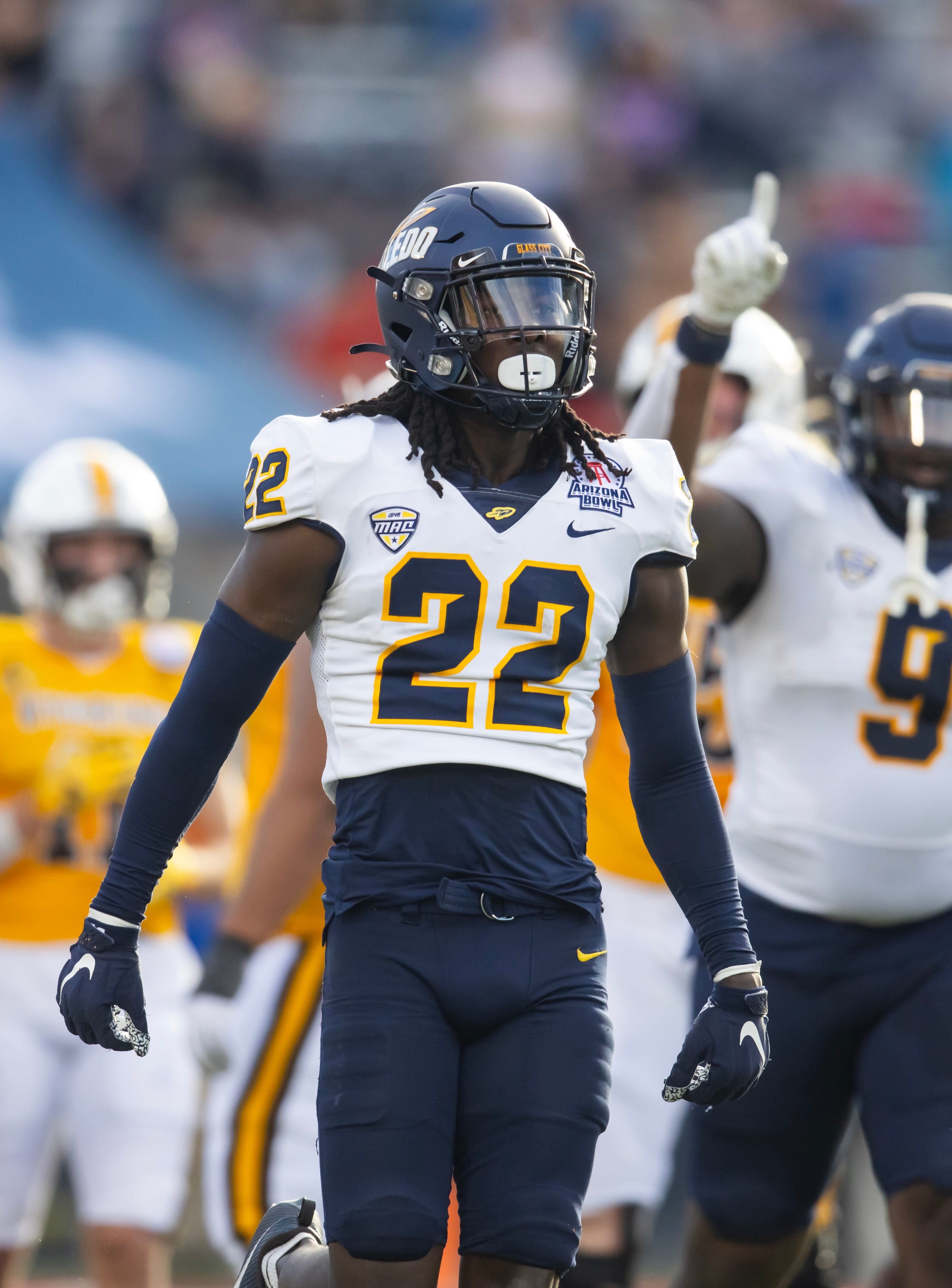 Day 2 mock draft: Who do experts think the 49ers will take?
