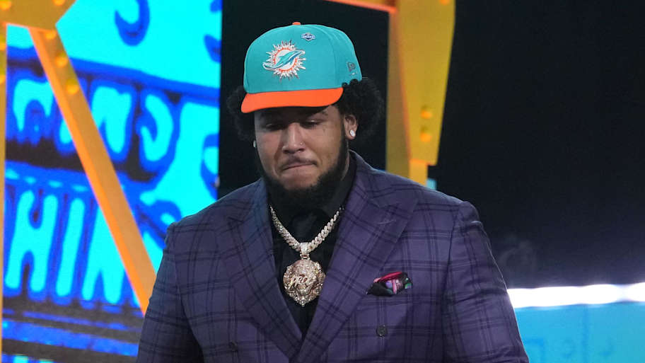 Dolphins getting harsh grade for early first-round selection has Bills ...