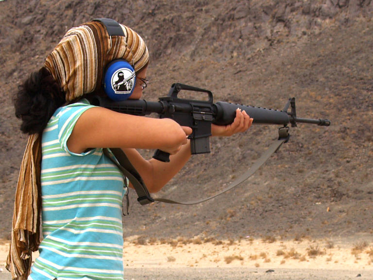 Is the AR-15 actually a bad hunting rifle? Guides finally speak up