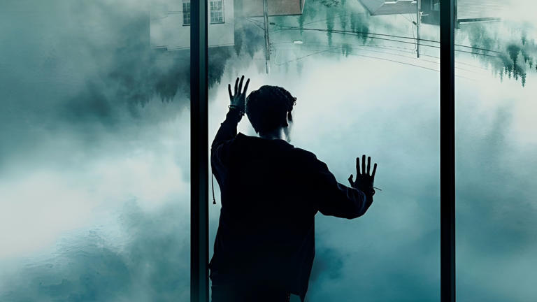 Mike Flanagan’s new Lovecraftian movie prepares him for his Stephen ...