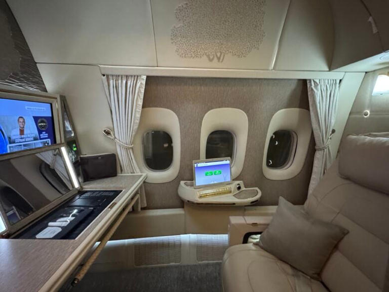 Emirates wants to add private bathrooms to first class suites — yes, really