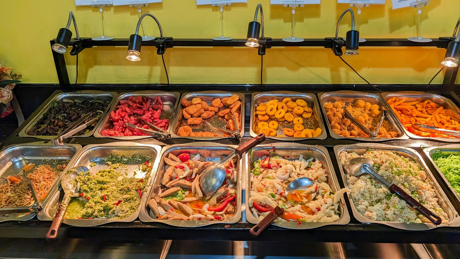 20 basic buffet etiquette rules only courteous people follow