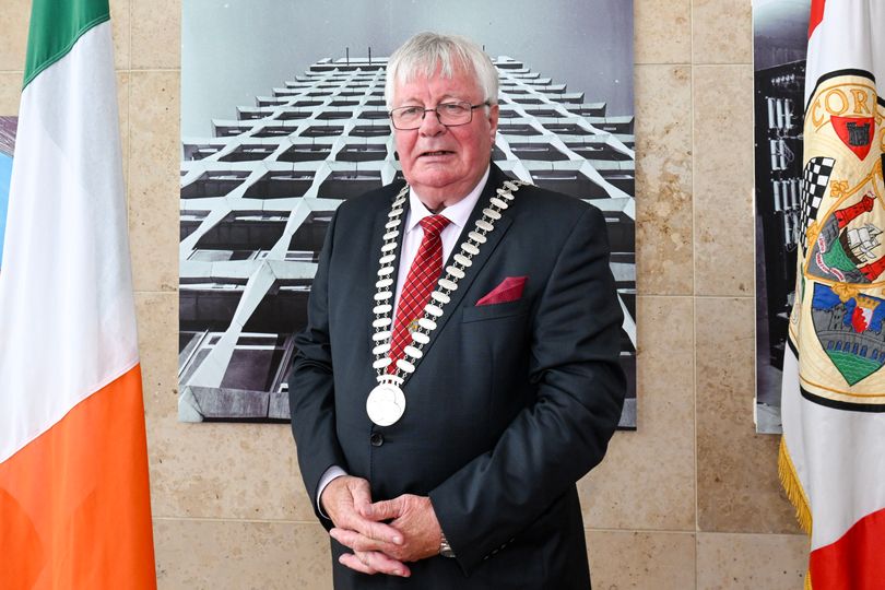 Tributes after death of former Co Cork mayor Cllr Joe Carroll