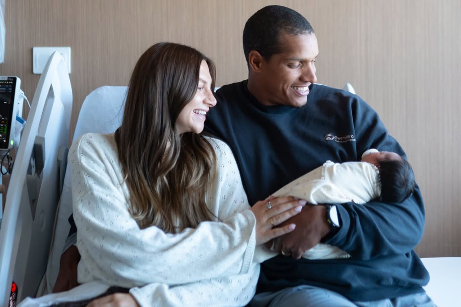 Allison Kuch has pointed message for people criticizing her newborn ...