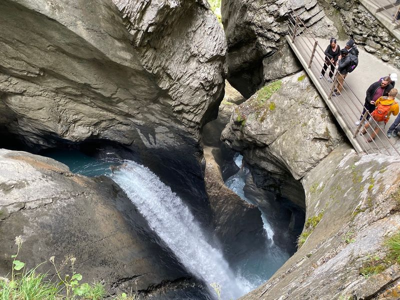 14 hidden underground waterfalls you can visit around the world