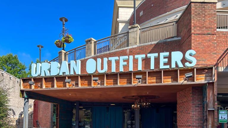 Working hard? This cute dog-themed poster will keep you inspired