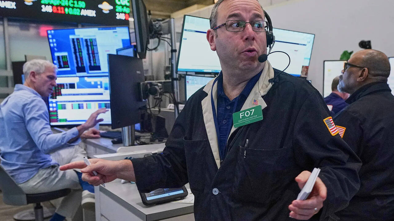 Intel's surge fuels US stock market records amid ongoing oil price ...