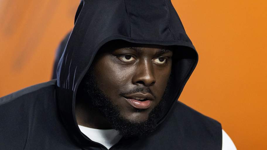 What to know about Miami's mountainous NFL prospect Markel Bell