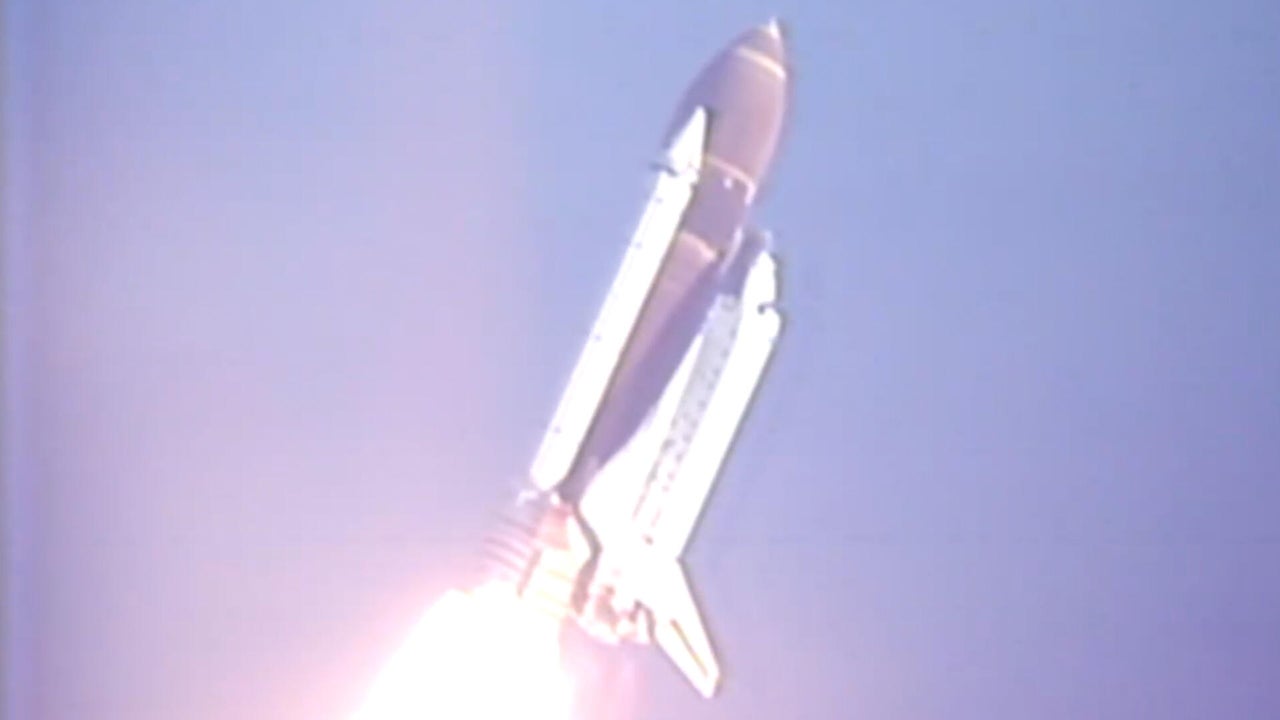 From the archives: NASA launches Hubble Telescope in 1990