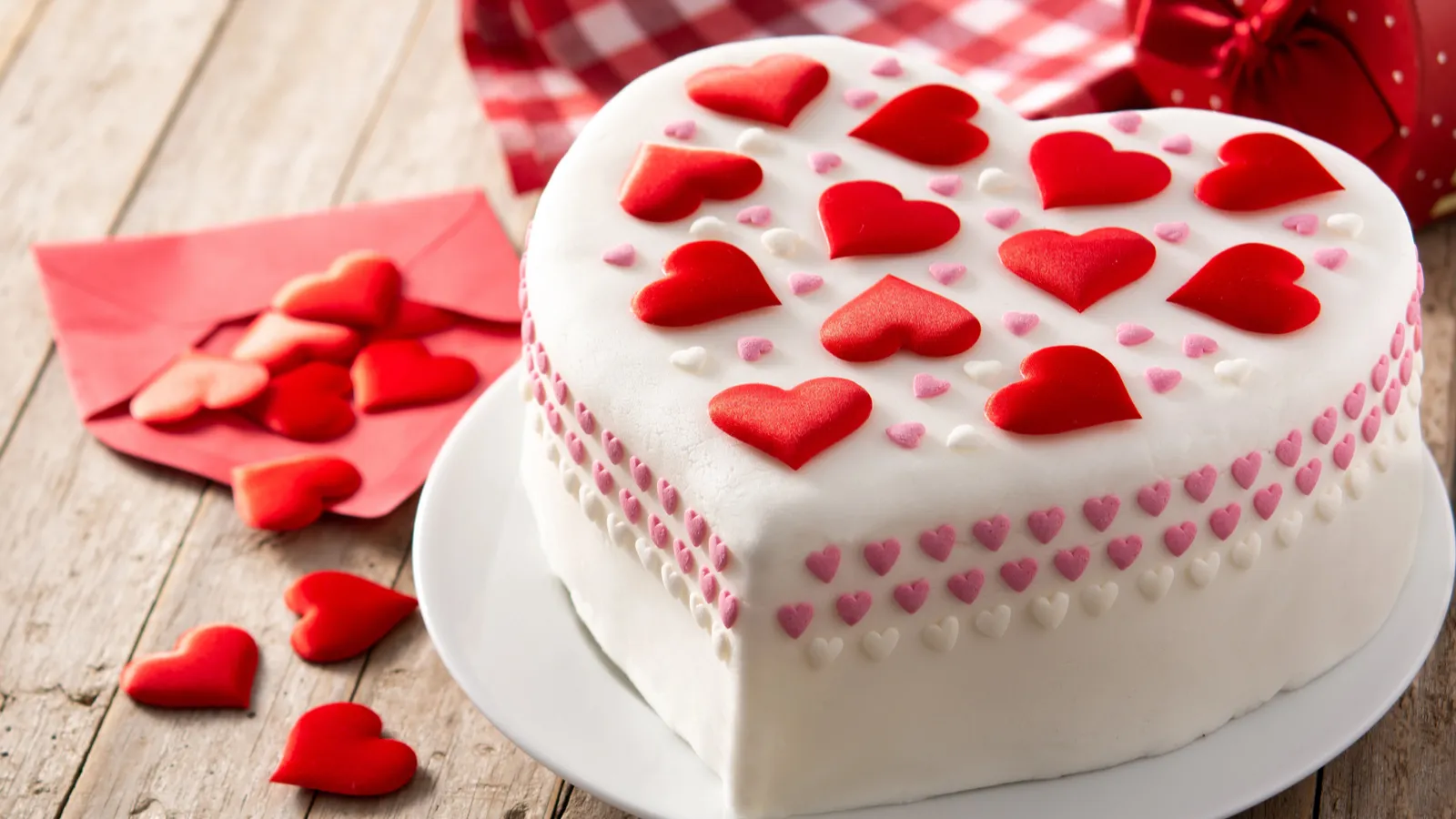 Pink velvet heart cake leads Crumbl’s special Mother’s Day treat drop