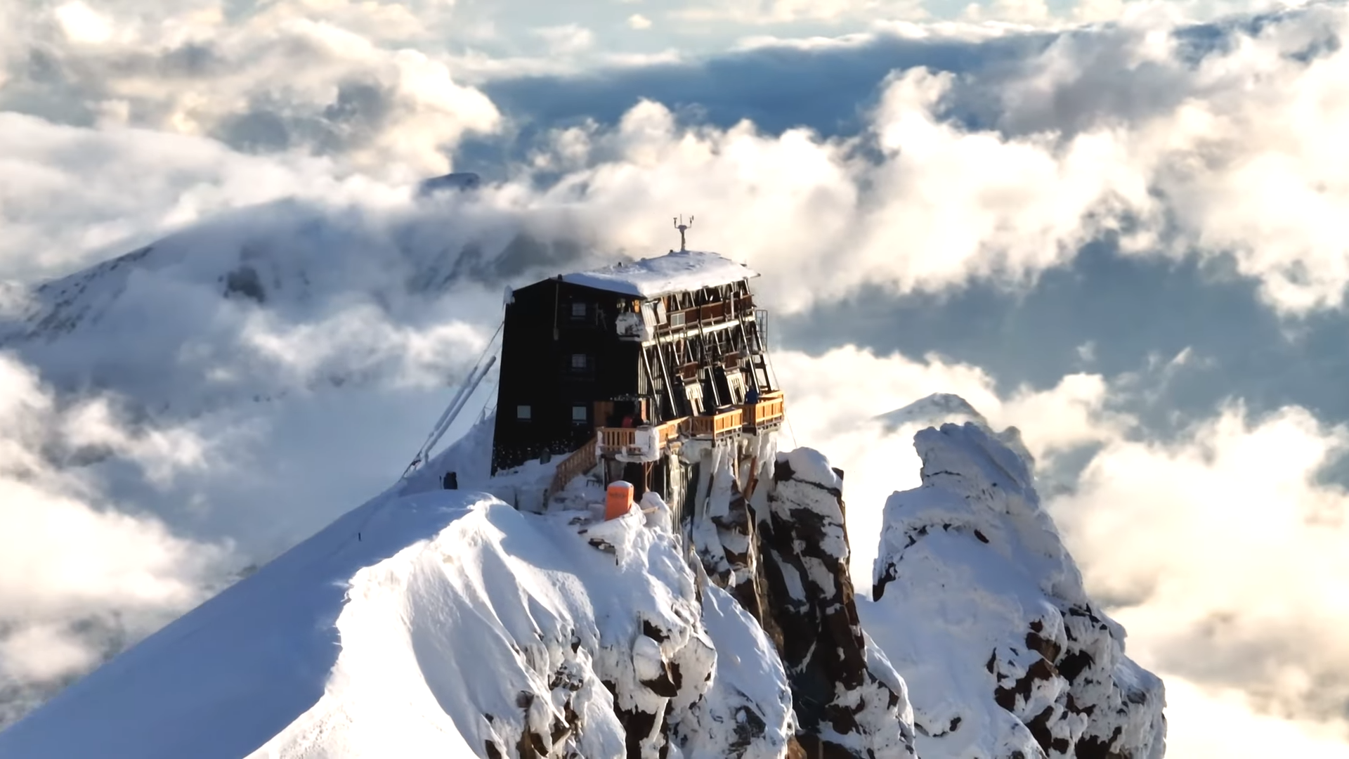 People die up here - this 100-year-old hotel was built where humans can ...