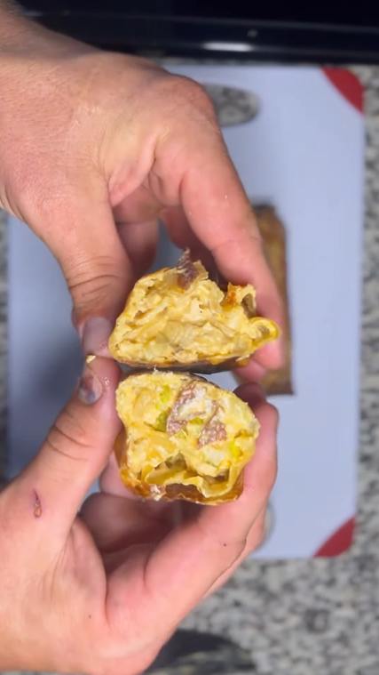 Buffalo chicken egg rolls 🤤🔥 Riley’s stupid recipes must try 😭 simple ...