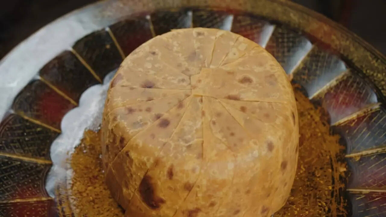 Forget mozzarella and cheddar: Try these 6 traditional Indian cheeses ...