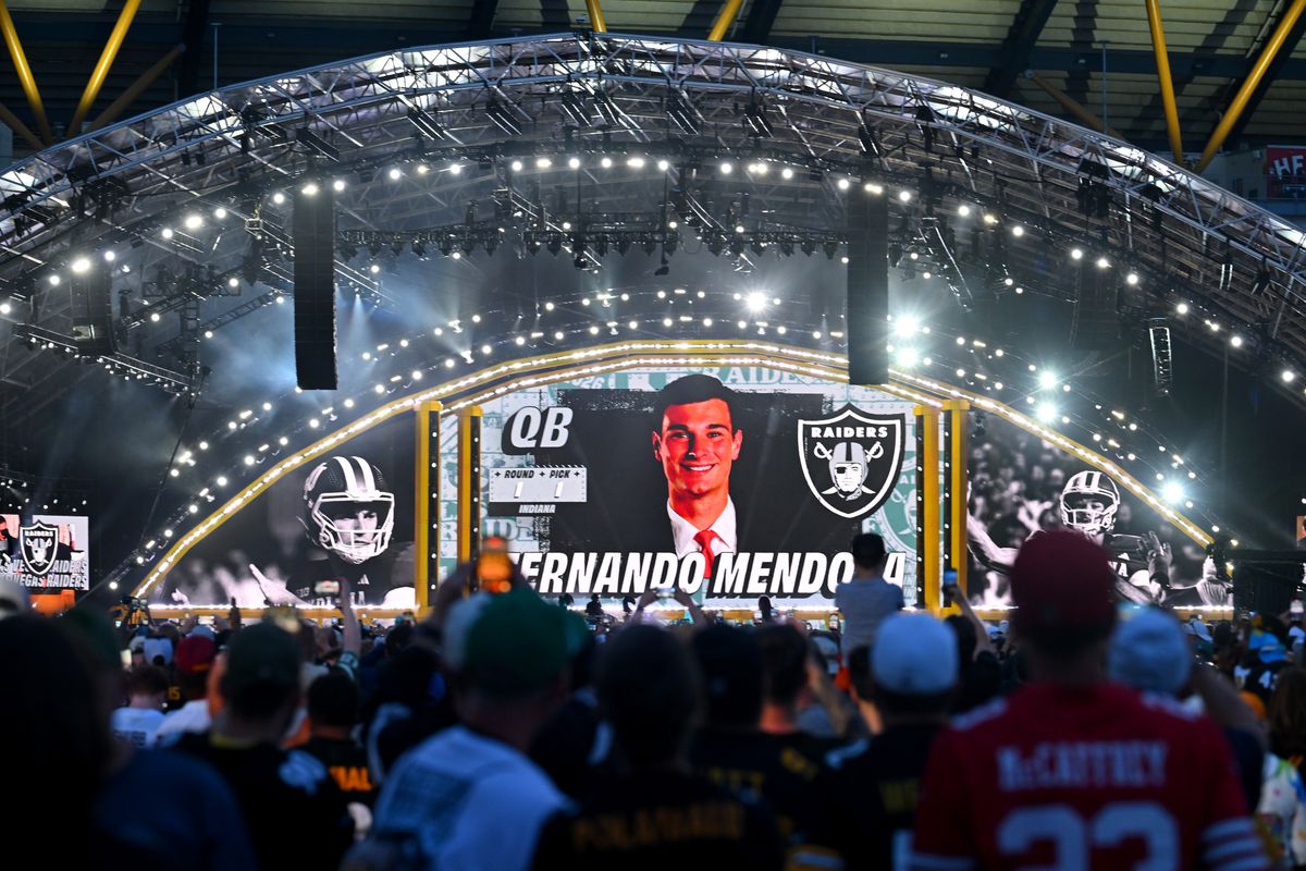 Fernando Mendoza makes NFL history: Cuban American athlete is the No. 1 ...