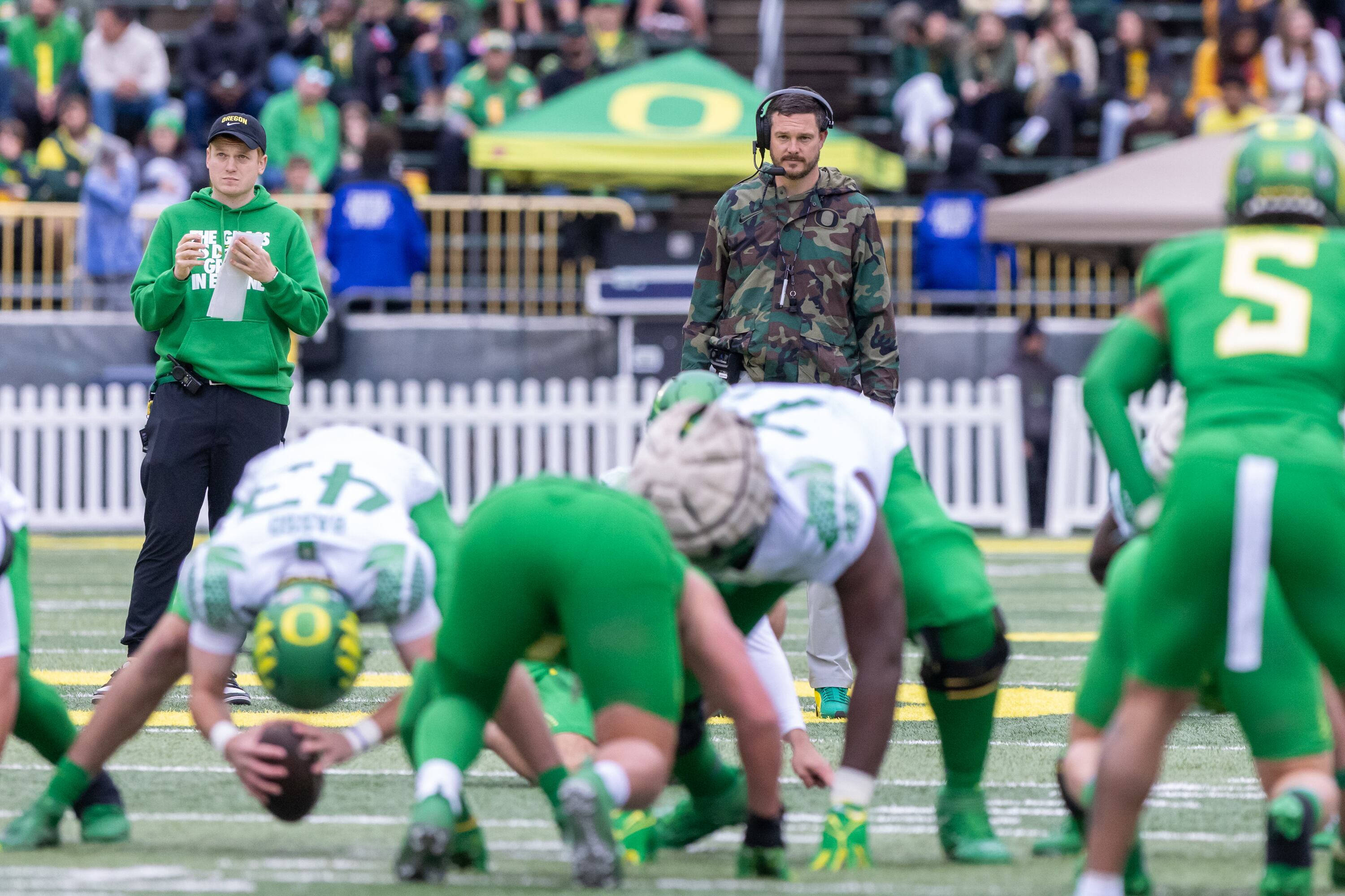 Oregon’s spring game is Saturday. Here’s what to expect from the Ducks.
