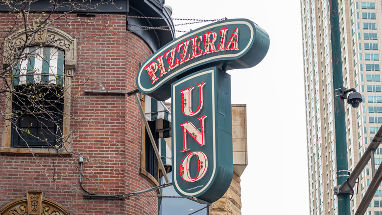 A beginner's guide to Chicago deep-dish pizza