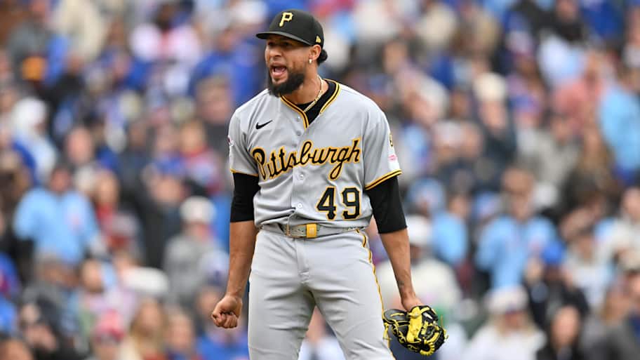 Pirates part of strange uniform change vs. Rangers