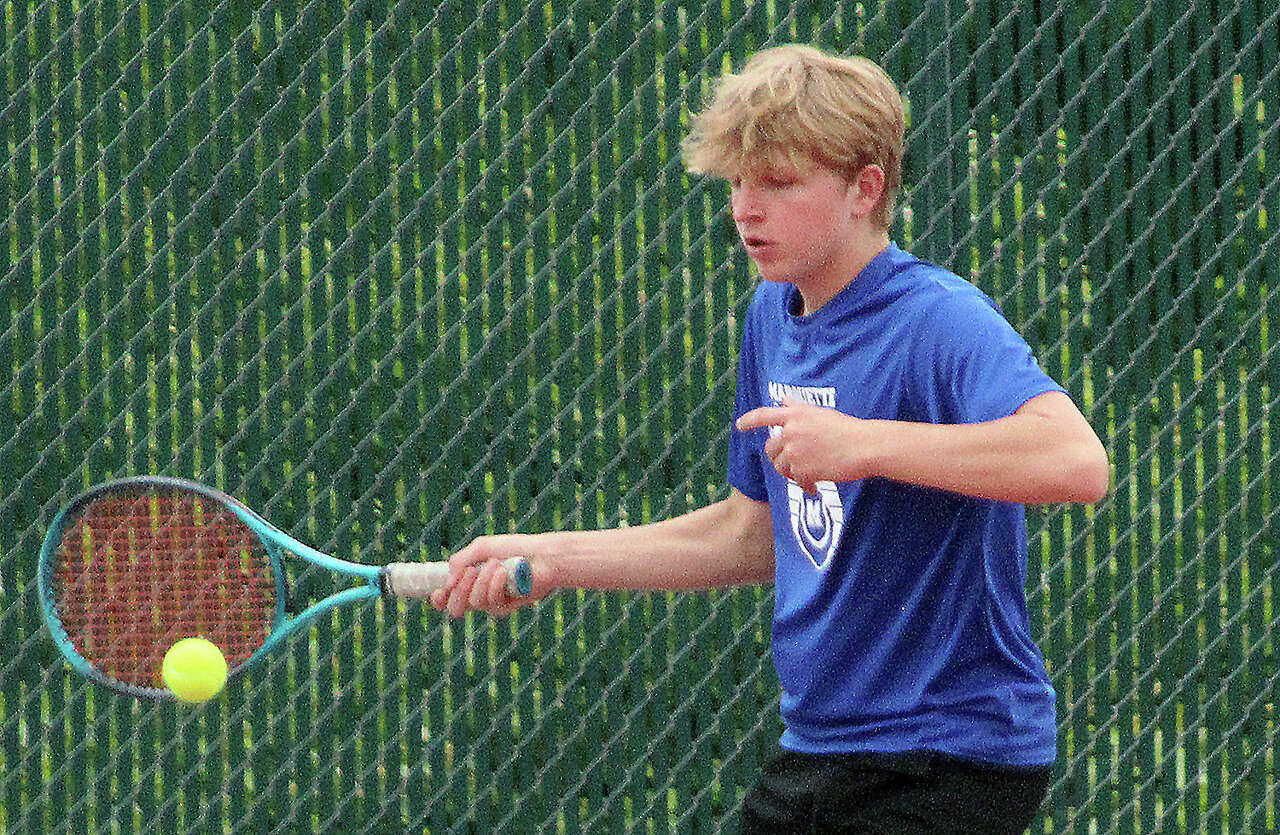 Marquette tennis edges Waterloo to stay unbeaten