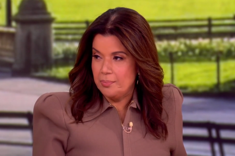 The View hosts demand Trump watch CNN reporter receive award after his ...