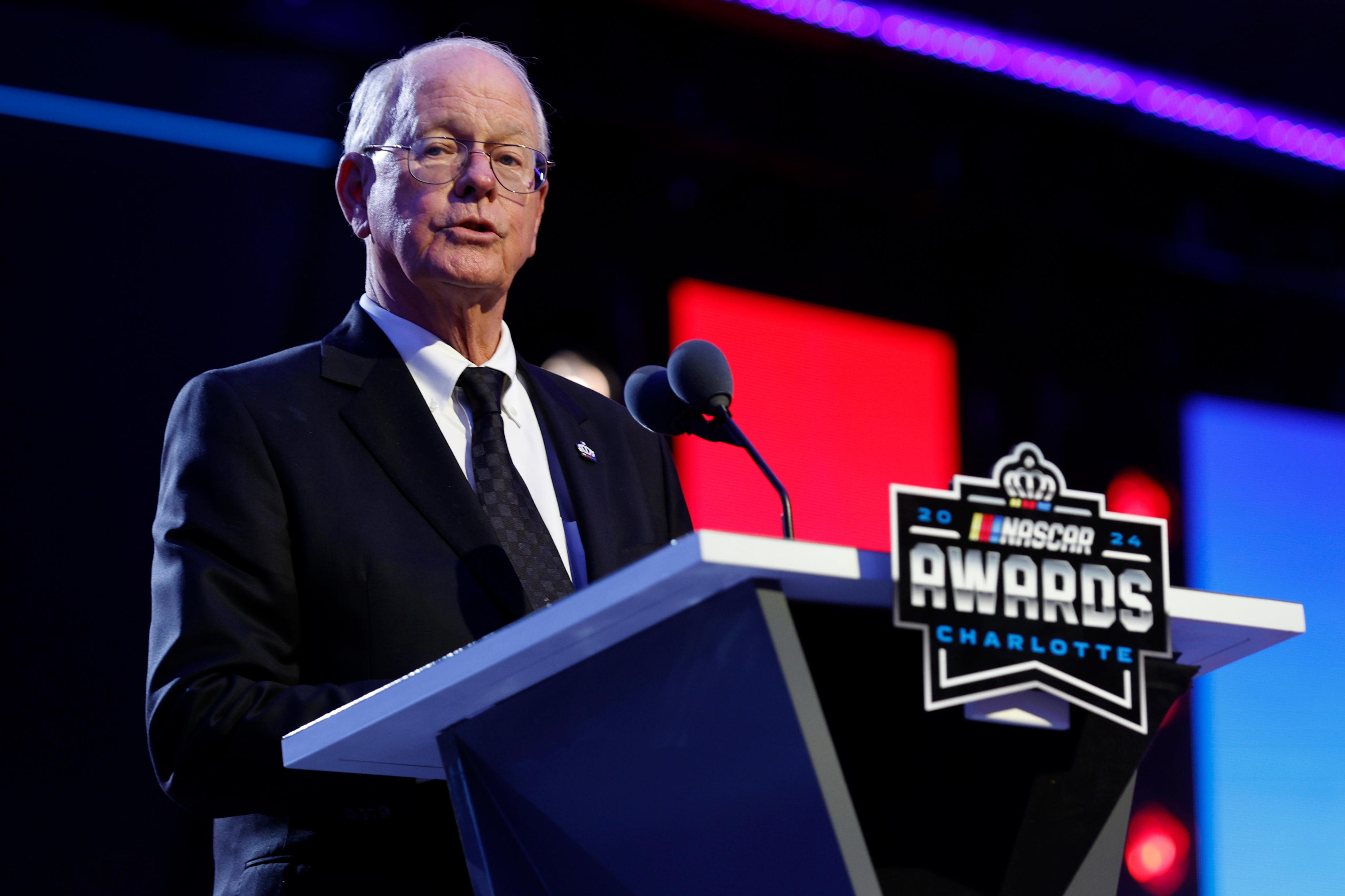 NASCAR CEO Jim France steps down, new CEO will be first outside family