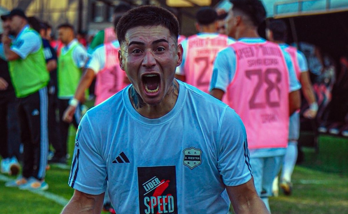 Deportivo Riestra le ganó 2-0 a Independiente y lo complicó para pasar ...